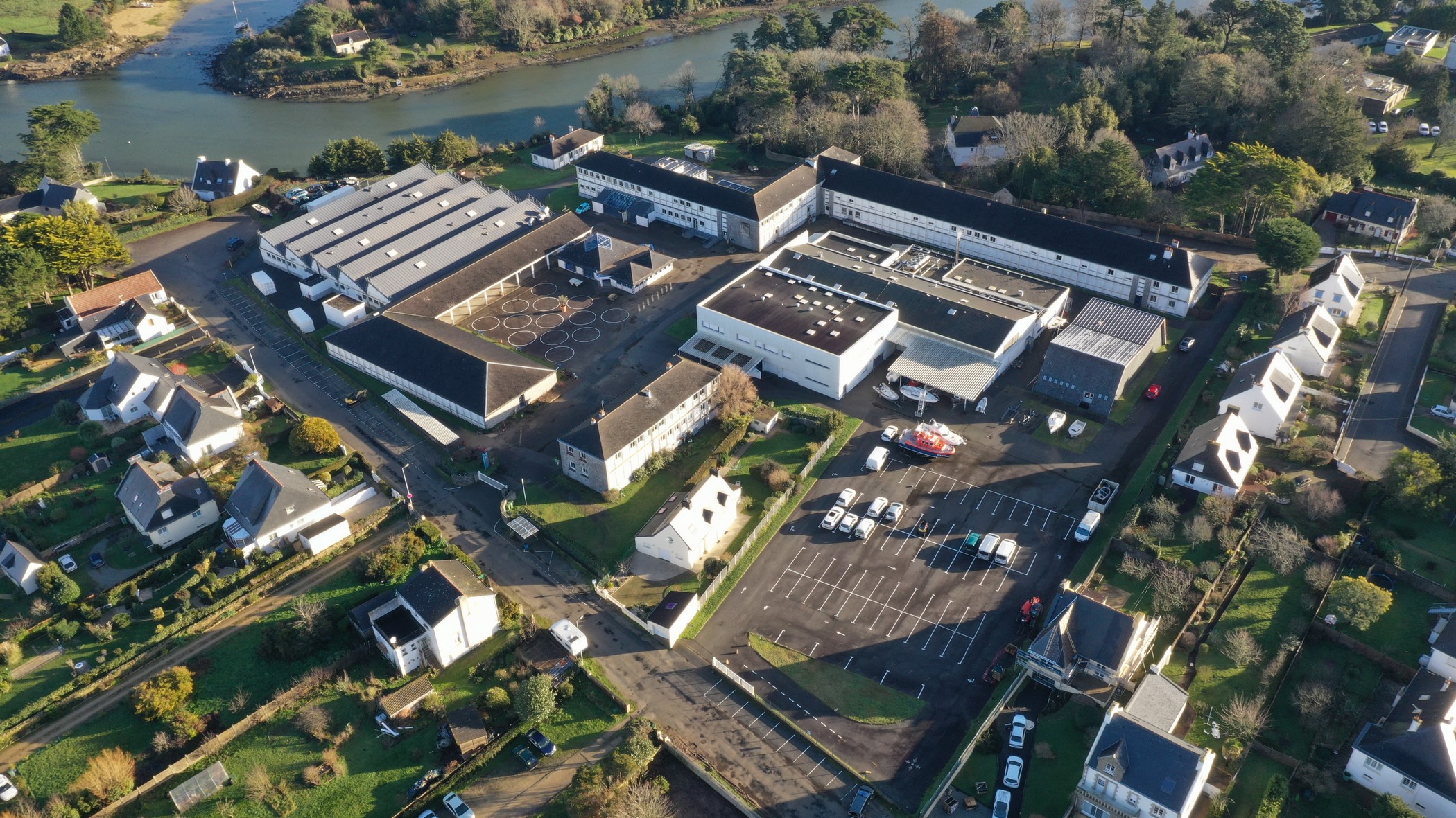 Lycée Professionnel Emile James, Etel - Morbihan Visite interactive du ...